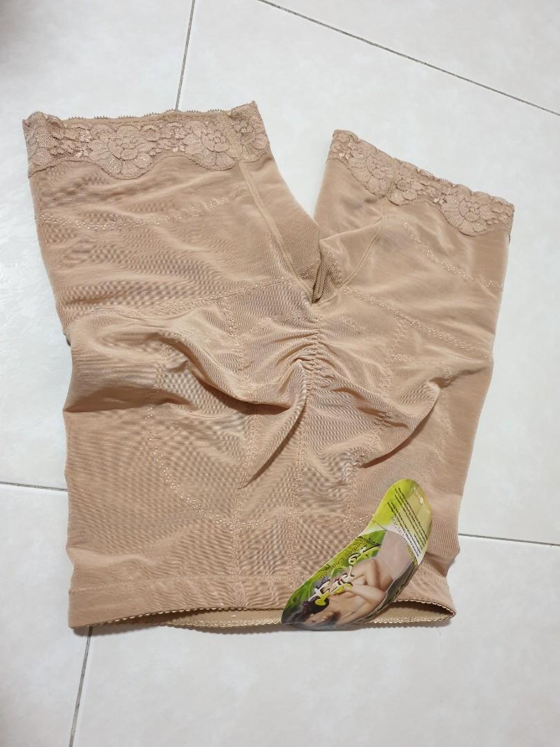 Minoshe girdle, Women's Fashion, New Undergarments & Loungewear on ...