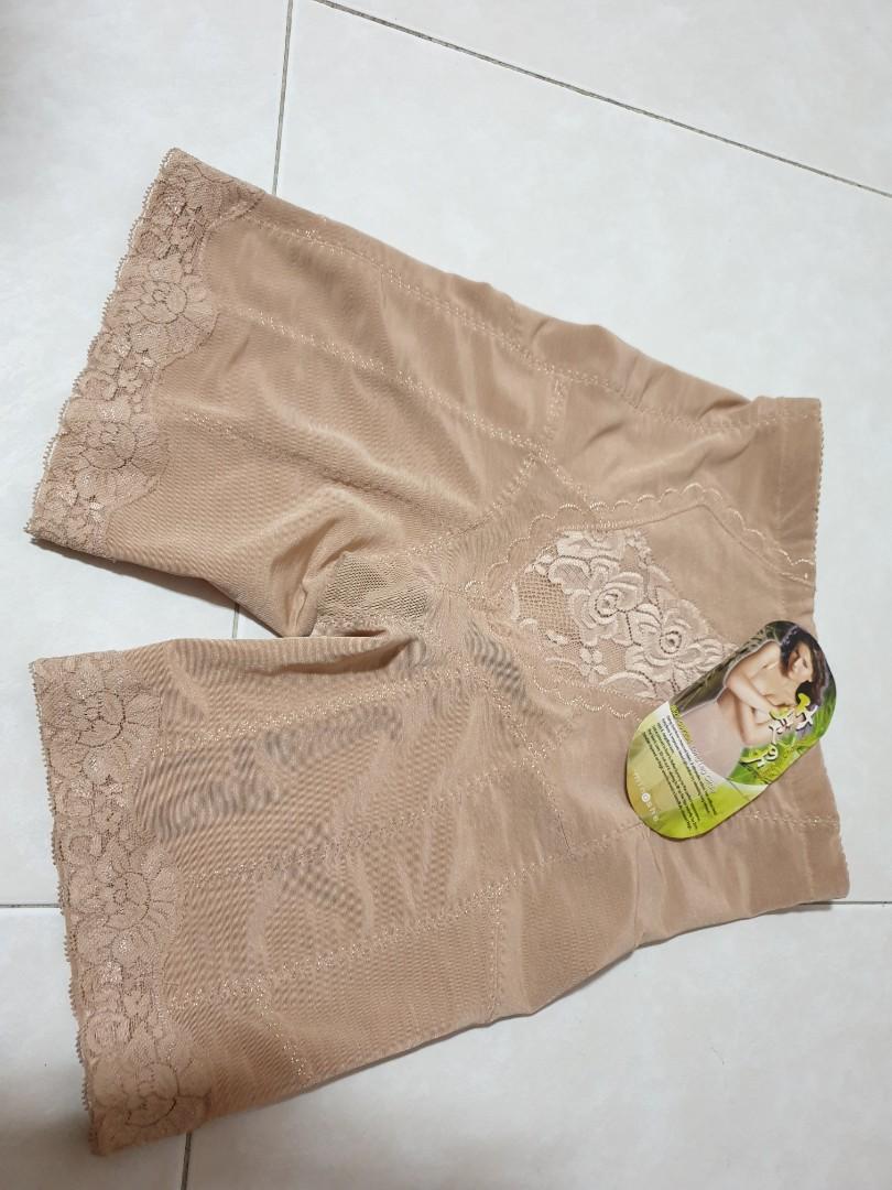 Minoshe girdle, Women's Fashion, New Undergarments & Loungewear on ...