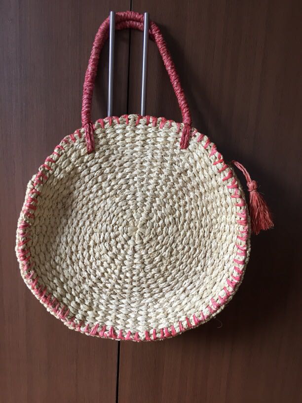 Philippine made abaca/ raffia shoulder bag, Women's Fashion, Bags ...