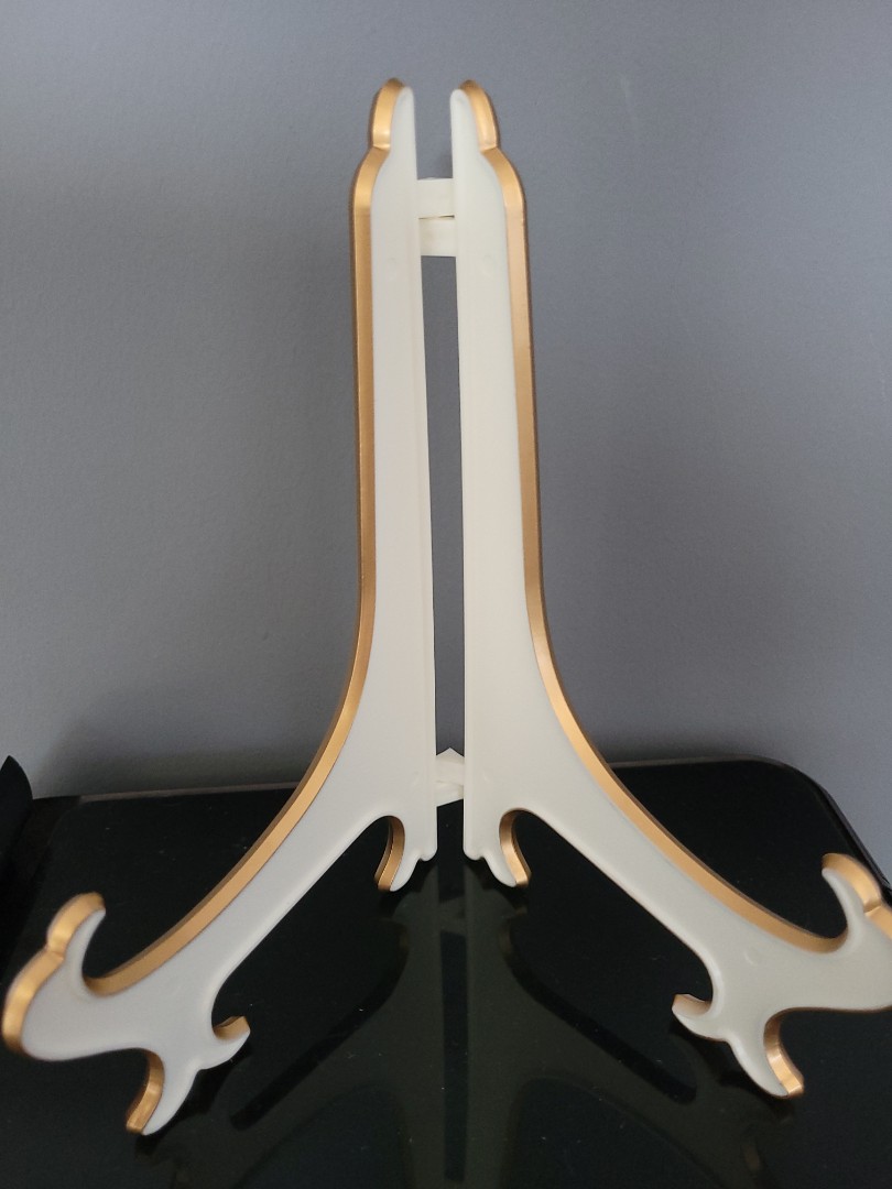 Picture Stand / Photo Stand, Furniture & Home Living, Home Decor ...