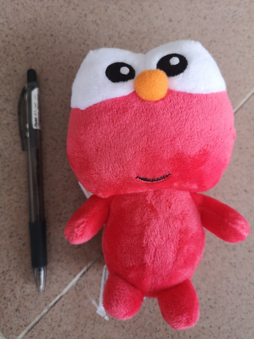 Sesame Street elmo small little soft toy, Hobbies & Toys, Toys & Games ...