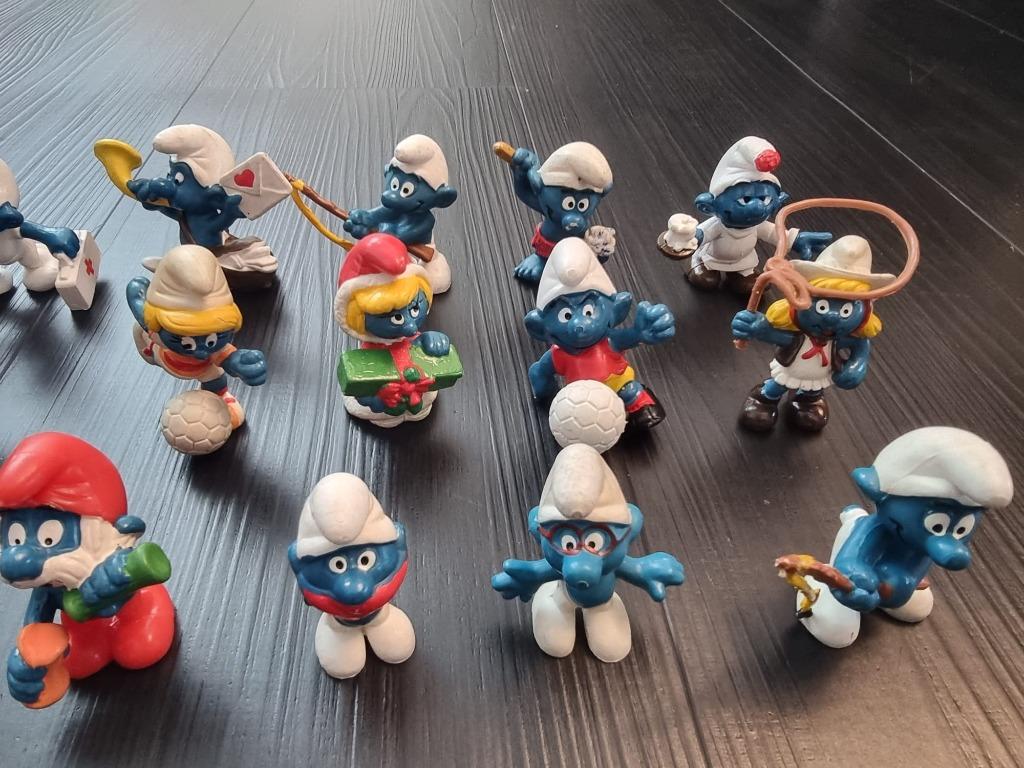 Smurf Smurfette Figurine Vintage Collection 1965 - 1983 Smurfs Playing ...