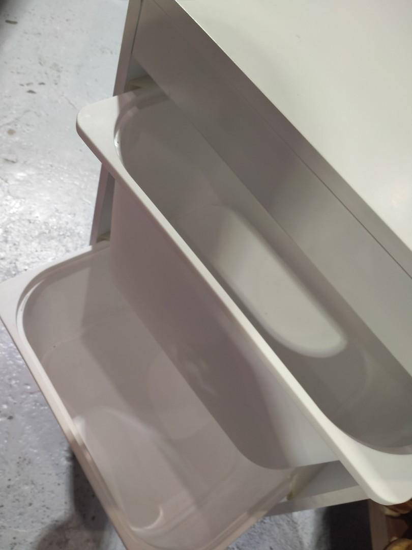 Storage unit with 3 Tubs, Furniture & Home Living, Furniture, Shelves ...