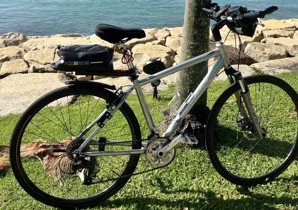 Trek FX7.1 21 Speed Hybrid, Sports Equipment, Bicycles & Parts ...