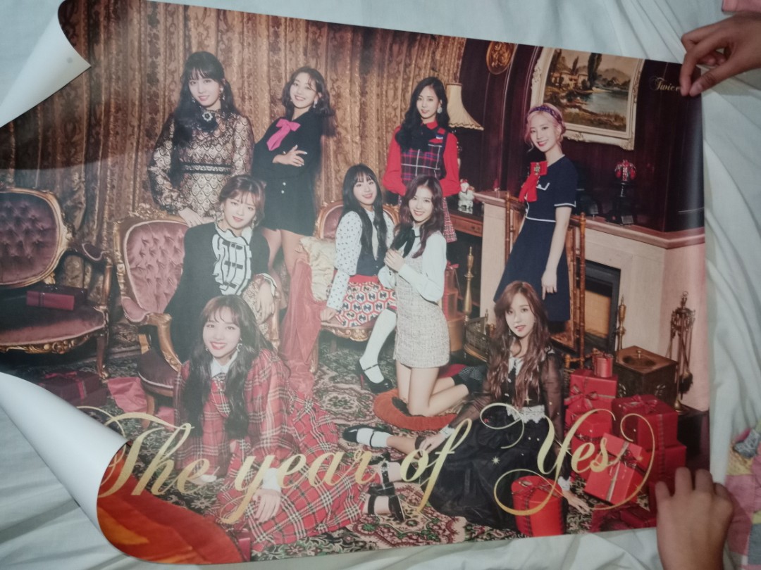 Twice poster, Hobbies & Toys, Memorabilia & Collectibles, K-Wave on ...