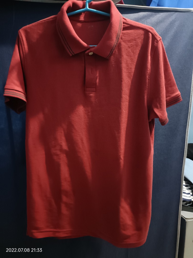 Uniqlo Polo Shirt, Men's Fashion, Tops & Sets, Tshirts & Polo Shirts on Carousell