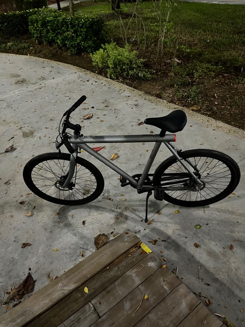 Vanmoof M2 Urban Bike, Sports Equipment, Bicycles & Parts, Bicycles on ...