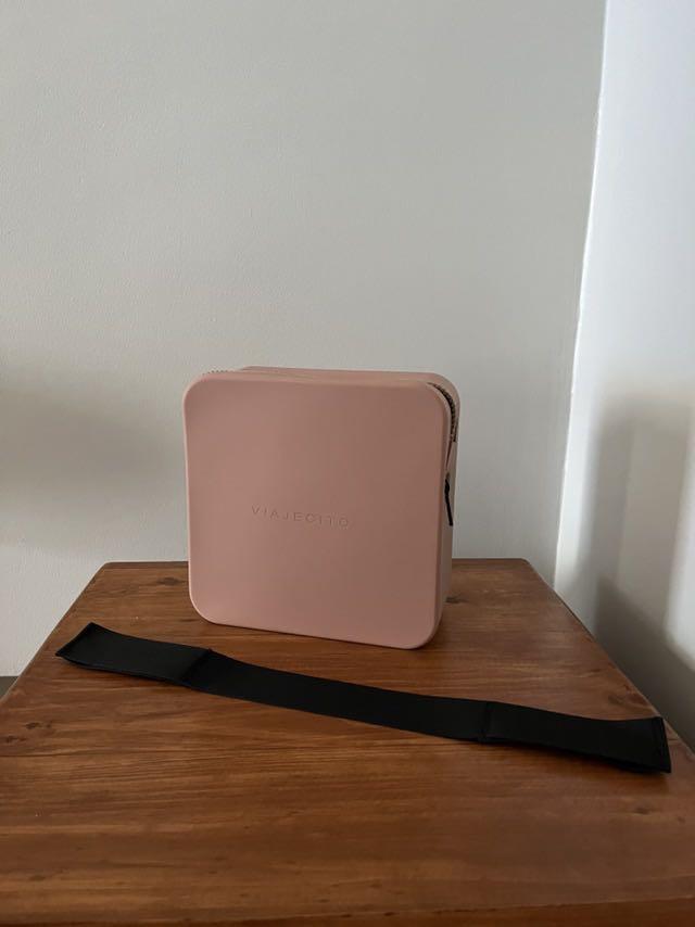 Viajecito Splashkit XL in Smoke Pink, Women's Fashion, Bags & Wallets ...