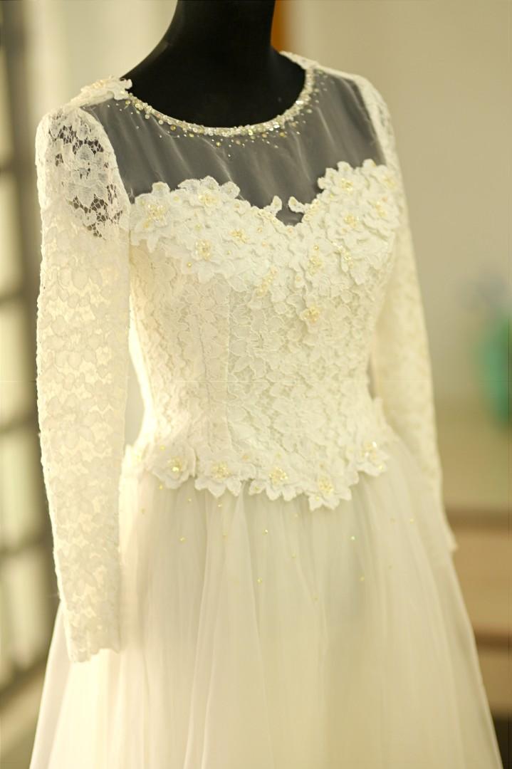 WEDDING GOWN FOR MEDIUM SIZE BODY FRAME, Women's Fashion, Dresses ...