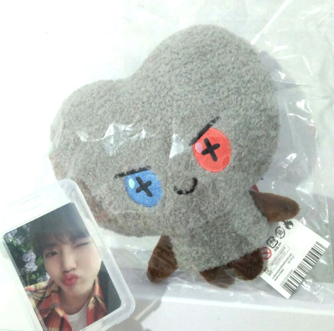 [OFFICIAL] WTS BNWT Truz Bonbon Medium Plush Official Treasure, Hobbies ...