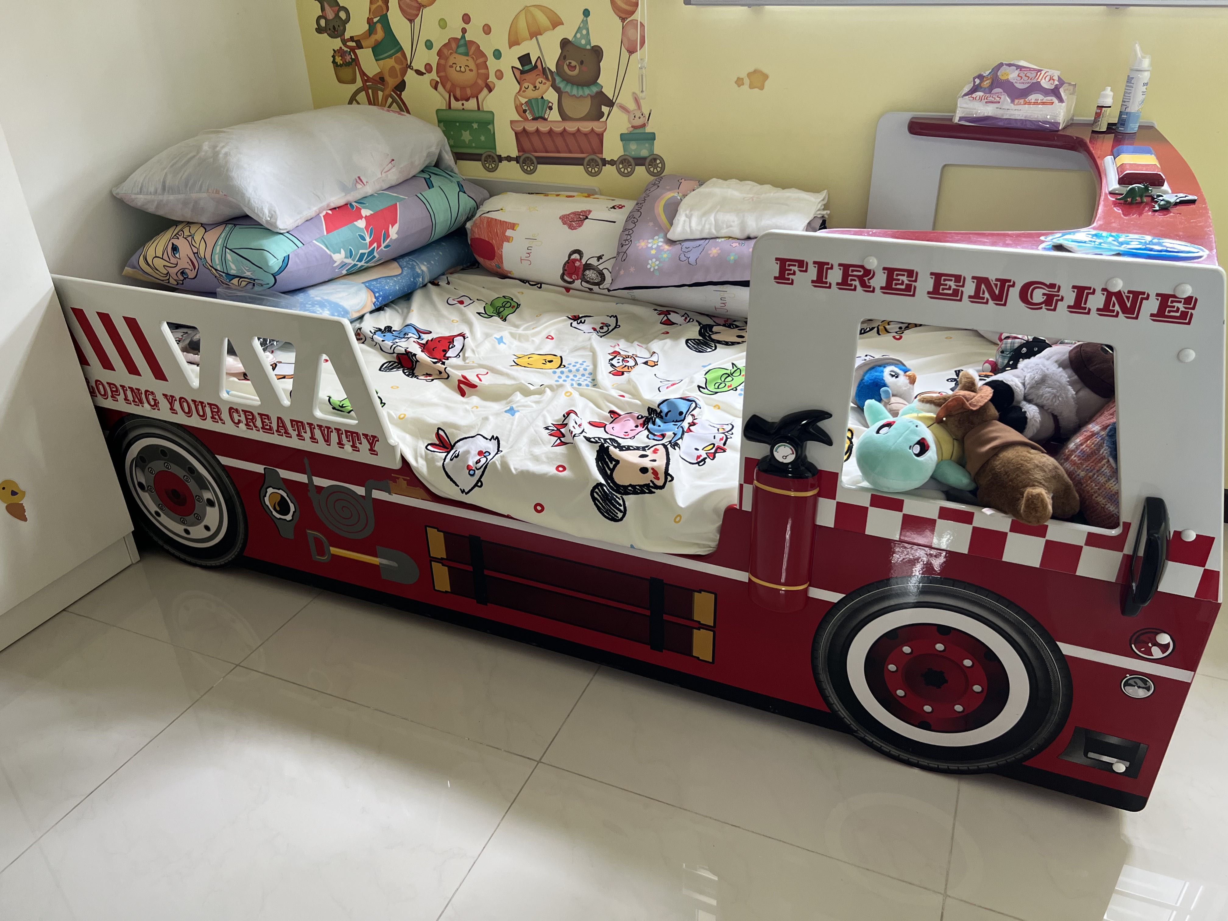 Fire engine bed - single size, Babies & Kids, Baby Nursery & Kids ...