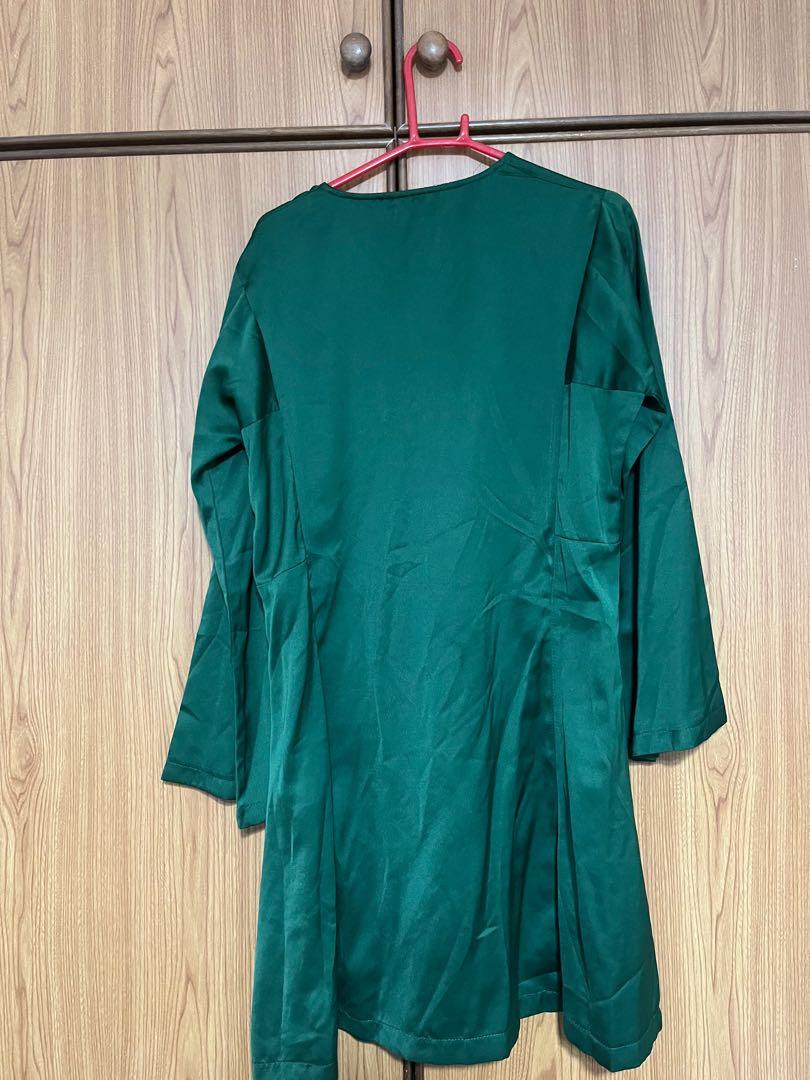 Green songket baju kurung, Women's Fashion, Muslimah Fashion, Baju ...