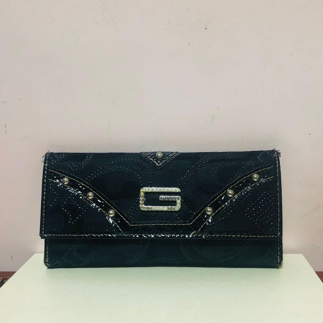 Guess Wallet , Women's Fashion, Bags & Wallets, Wallets & Card holders ...