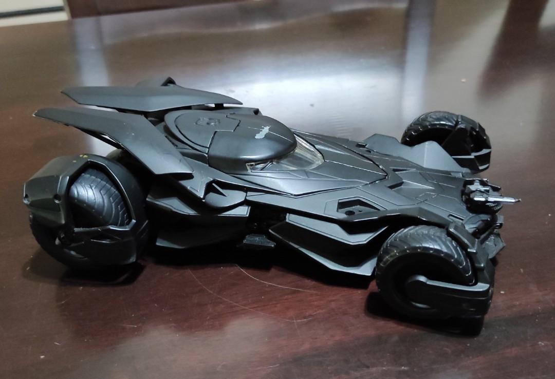 Jada Batmobile Metal Die Cast 1/24 Scale, Hobbies & Toys, Toys & Games ...