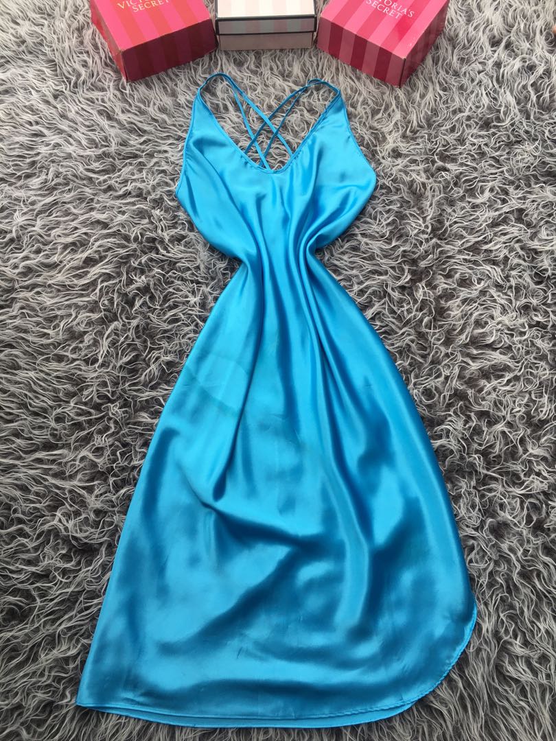 La intimates, Women's Fashion, Dresses & Sets, Dresses on Carousell
