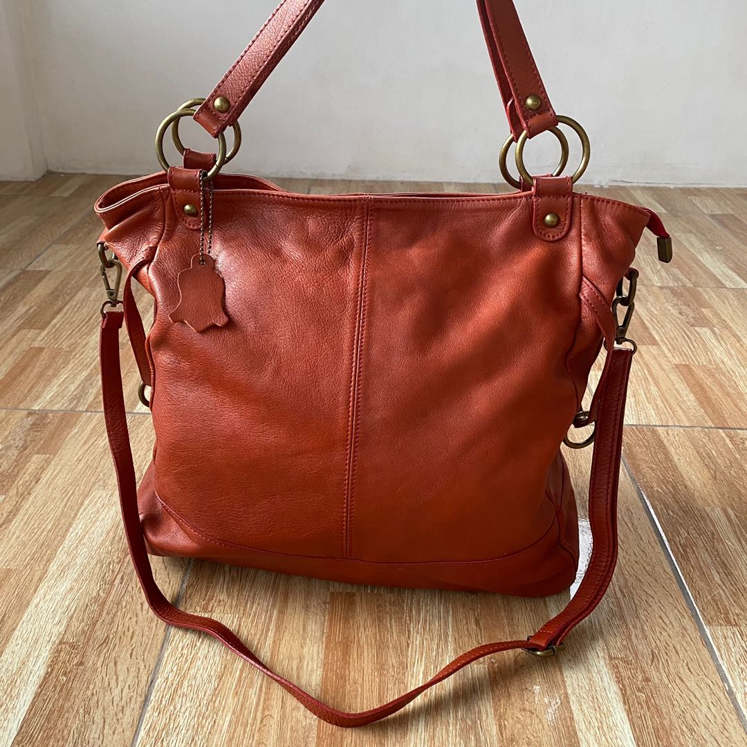 LARGE GUSCIO TOTE/SATCHEL 2 WAY BAG, Women's Fashion, Bags & Wallets ...