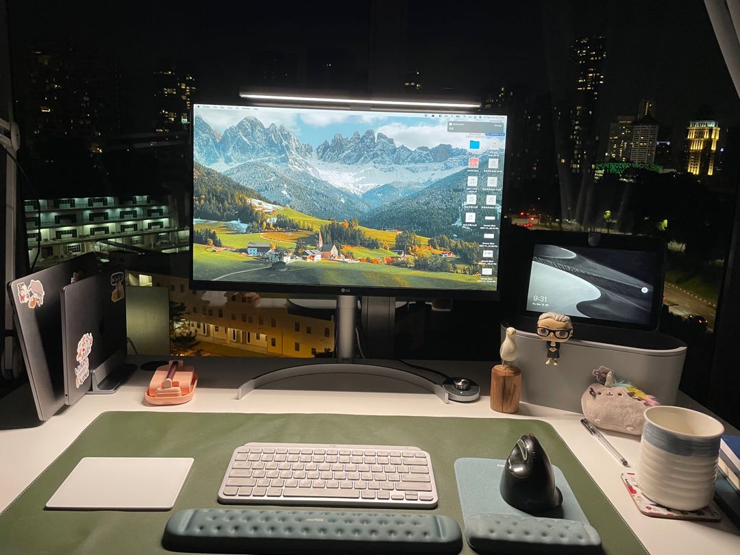 LG 27UK850-W 27" 4K UHD IPS Monitor with HDR10 with USB Type-C ...