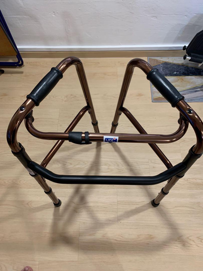 Lifeline aluminium foldable walking frame, Health & Nutrition ...
