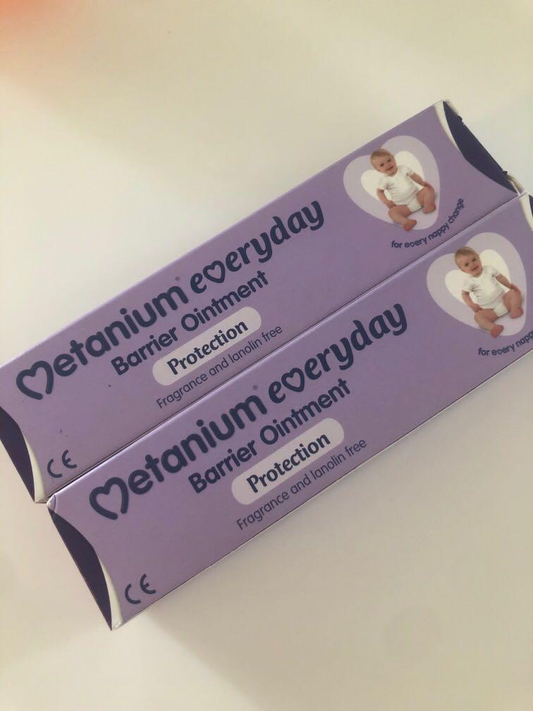 Metanium everyday barrier ointment for nappy change, Babies & Kids ...