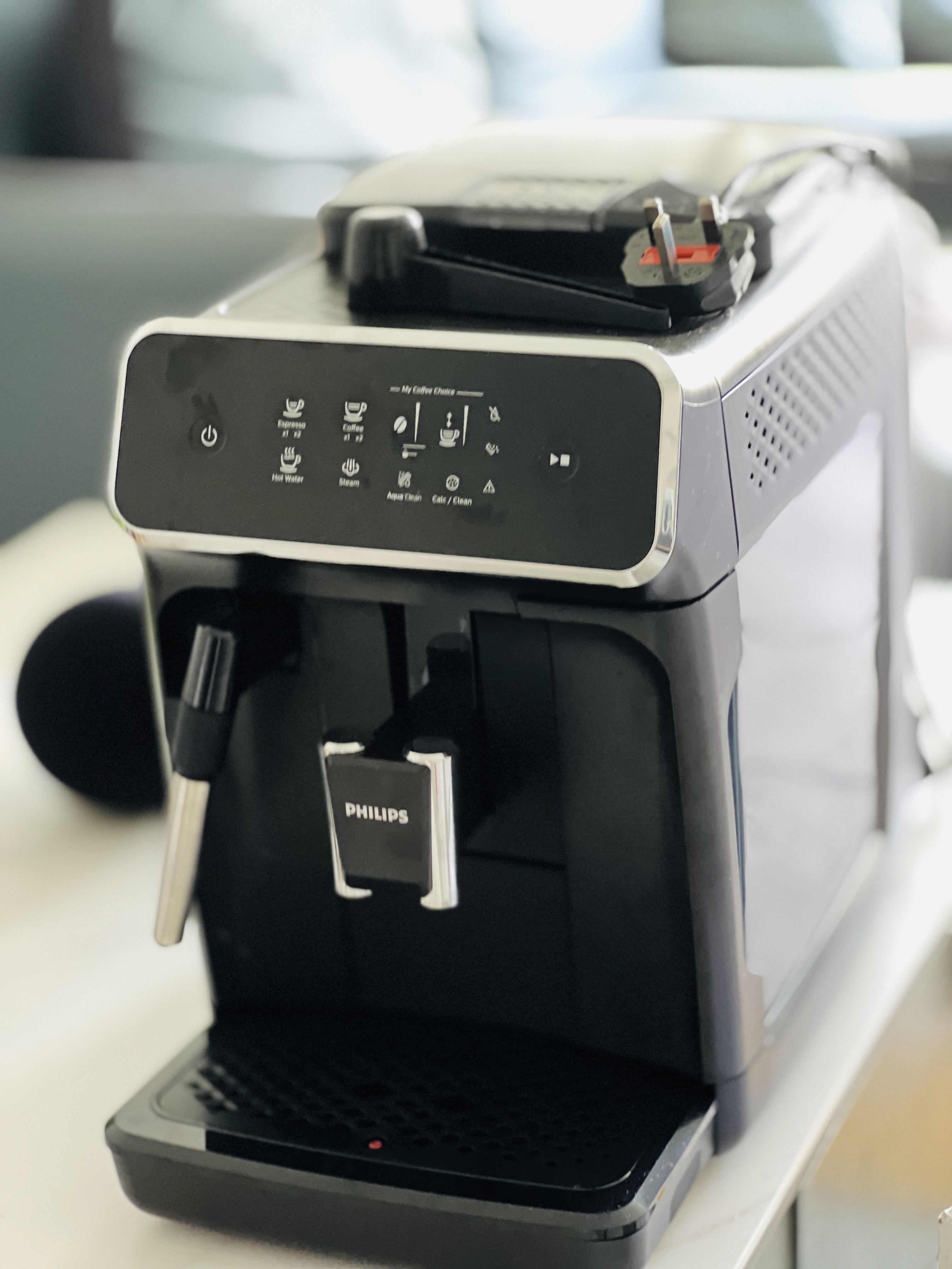 Philips Fully Automated Expresso Machine (with biz & filter) EP-2220 ...