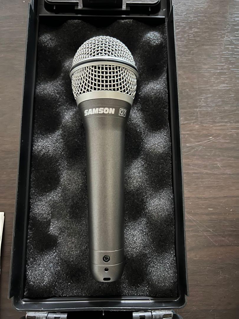 Samson Q7 super cardioid dynamic microphone with Hercules quick turn ...