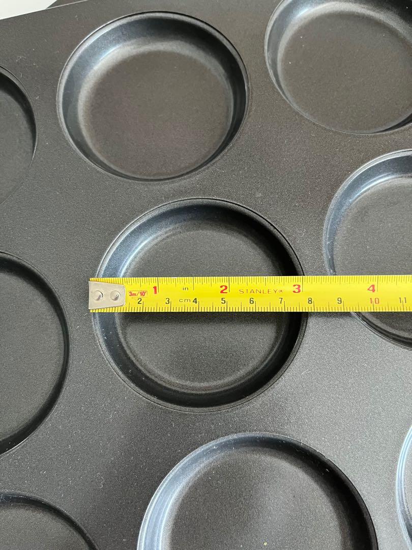 Wilton shallow cake pan, Furniture & Home Living, Kitchenware ...