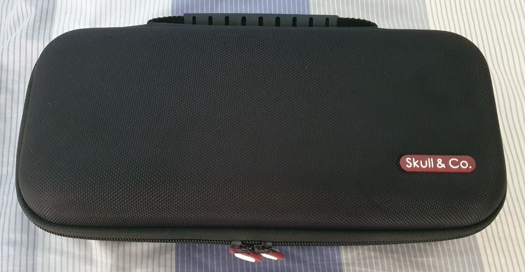 Skull & Co Neo Grip & Max Carry Case, Video Gaming, Gaming Accessories ...
