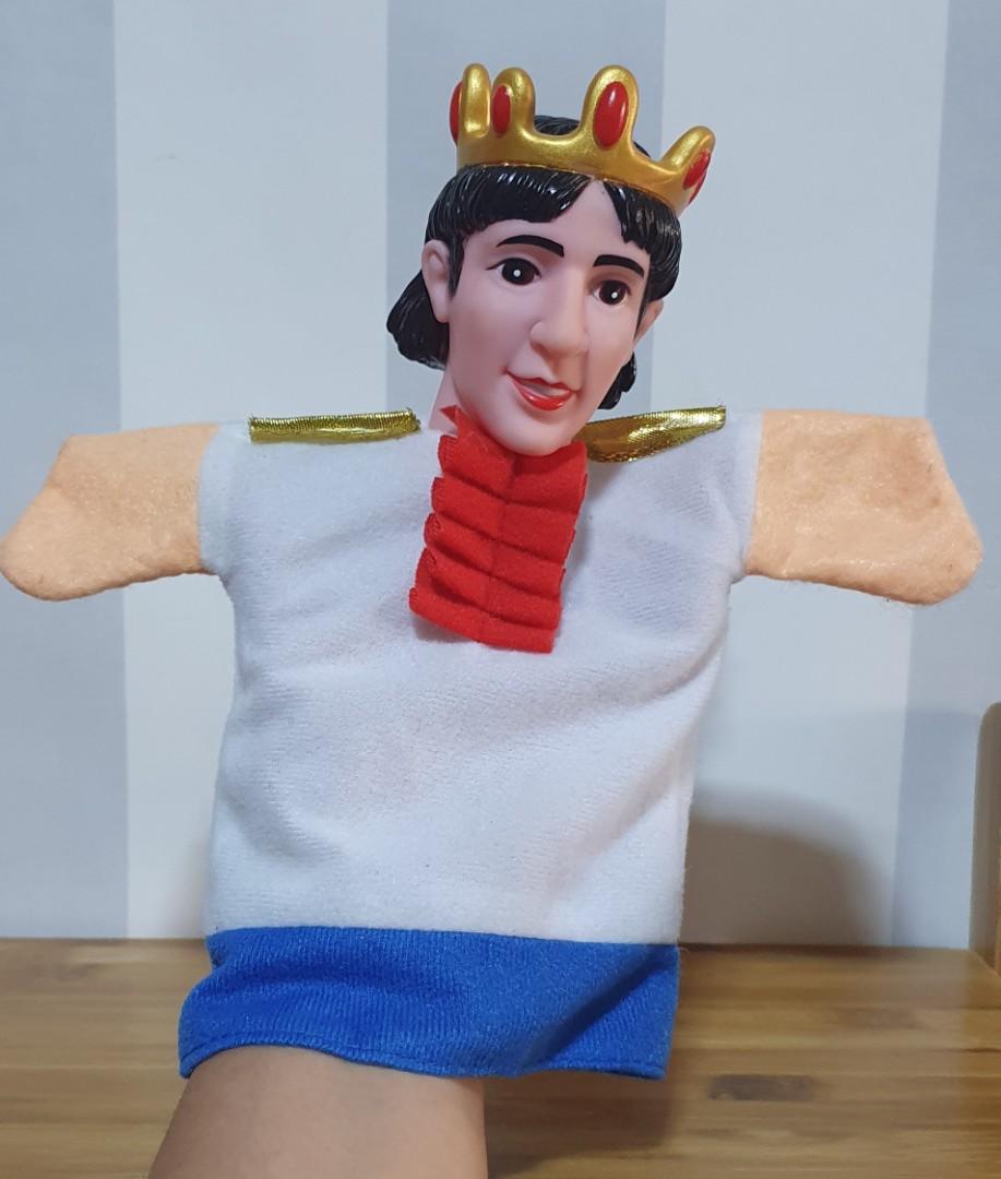 Snow white hand puppet, Hobbies & Toys, Toys & Games on Carousell
