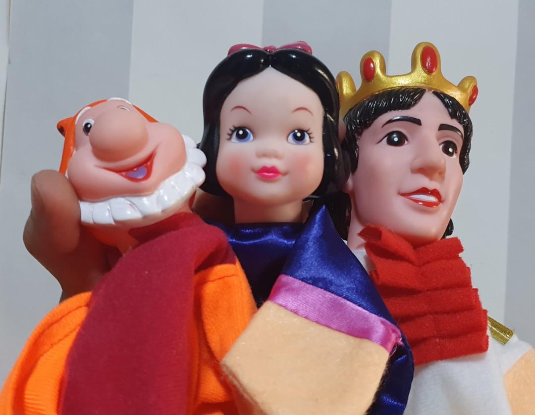 Snow white hand puppet, Hobbies & Toys, Toys & Games on Carousell