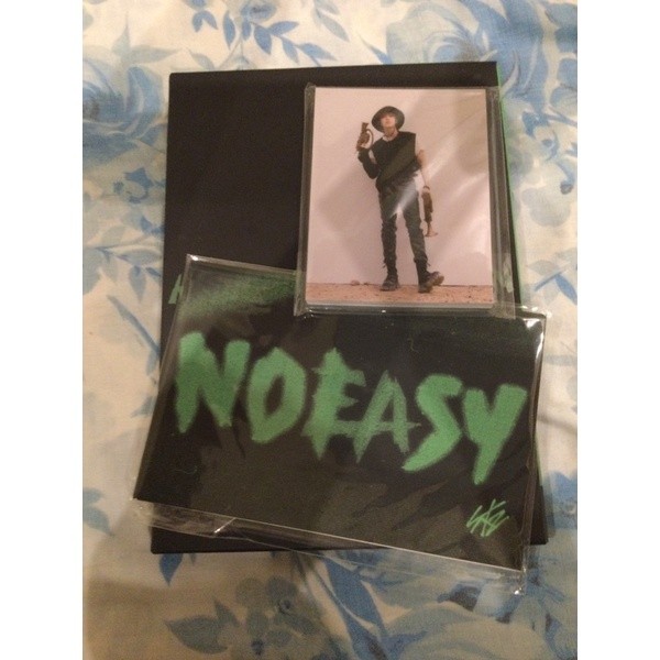 RUSH SALE!!! Stray Kids No Easy Limited ver., Hobbies & Toys ...