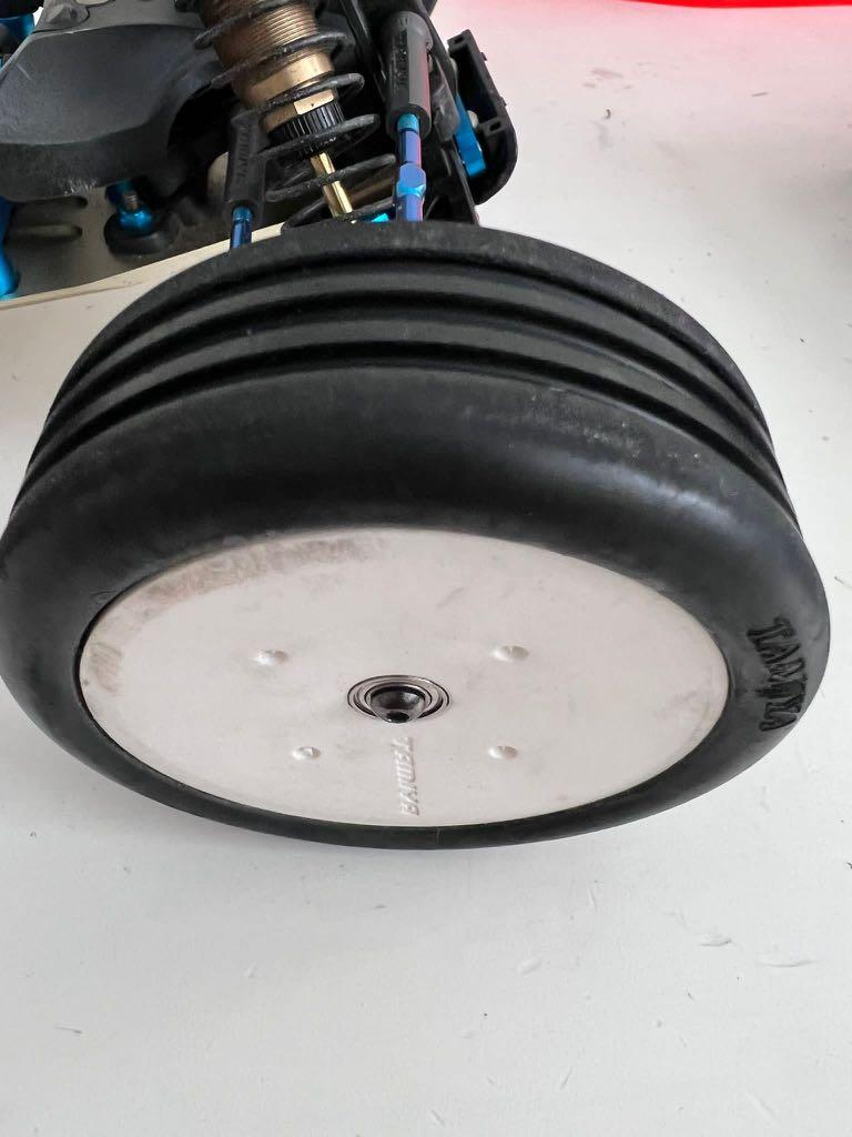 Tamiya TRF201 2WD buggy RTR, Hobbies & Toys, Toys & Games on Carousell