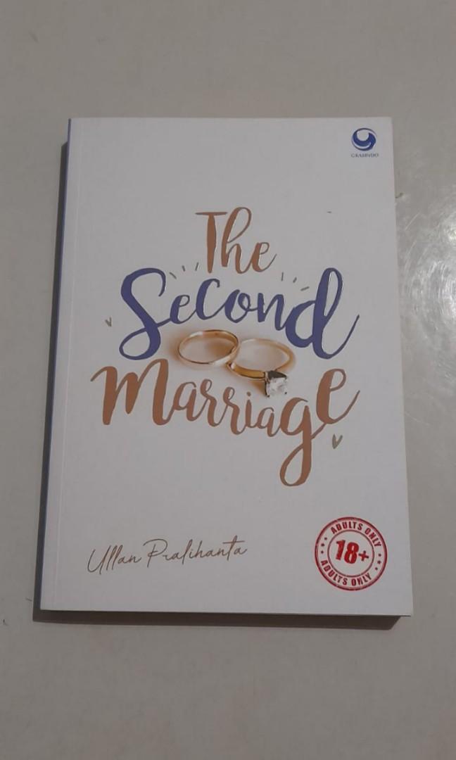 The second married, Buku & Alat Tulis, Buku di Carousell