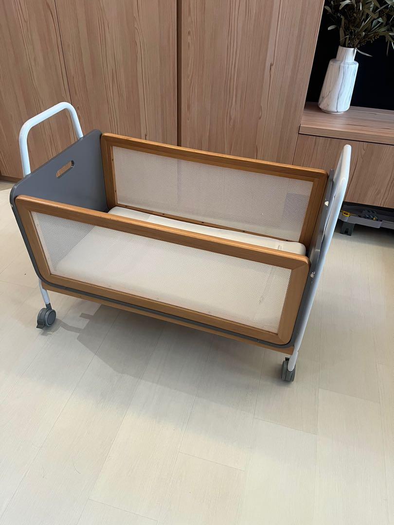 Yamatoya LiLi Wagon Grey Portable Cot Newborn Crib, Babies & Kids, Baby ...