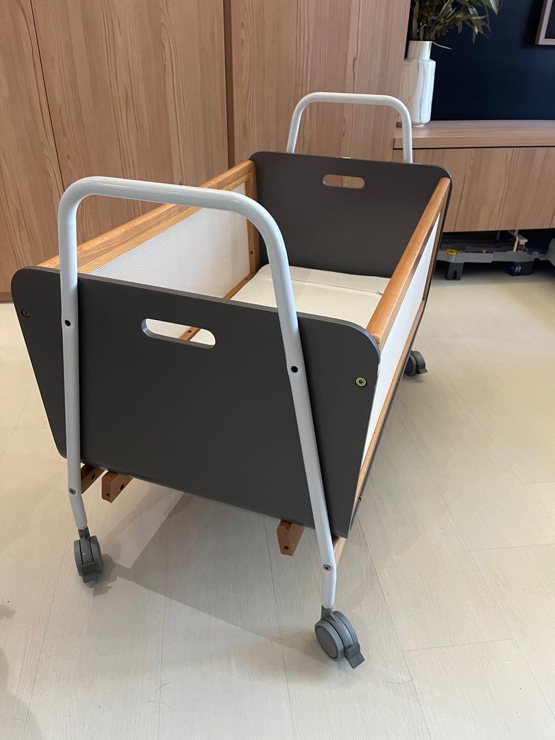 Yamatoya LiLi Wagon Grey Portable Cot Newborn Crib, Babies & Kids, Baby ...