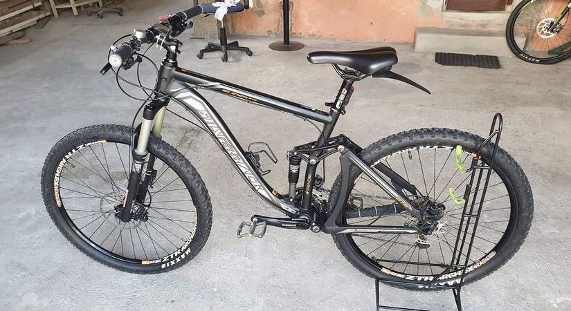 27.5 Medium Full Suspension Silverback Bike, Sports Equipment, Bicycles ...