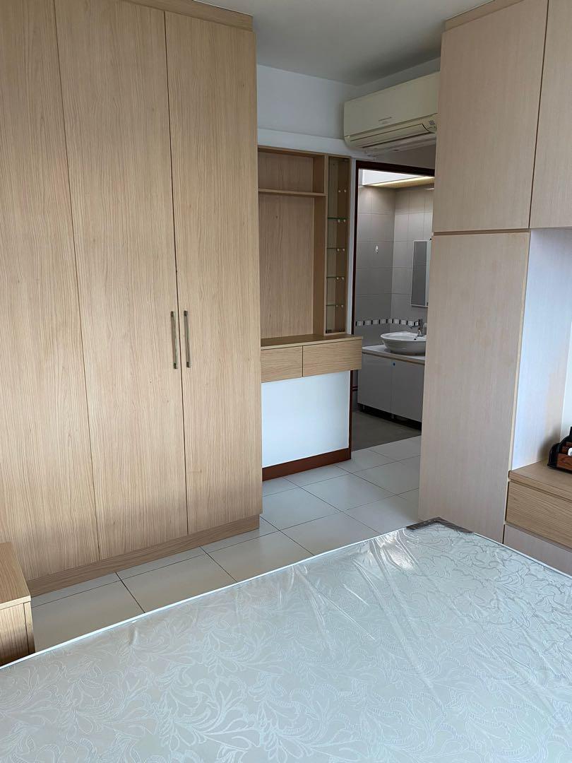 4 room HDB walking distance to Fernvale LRT and Seletar Mall, Property ...