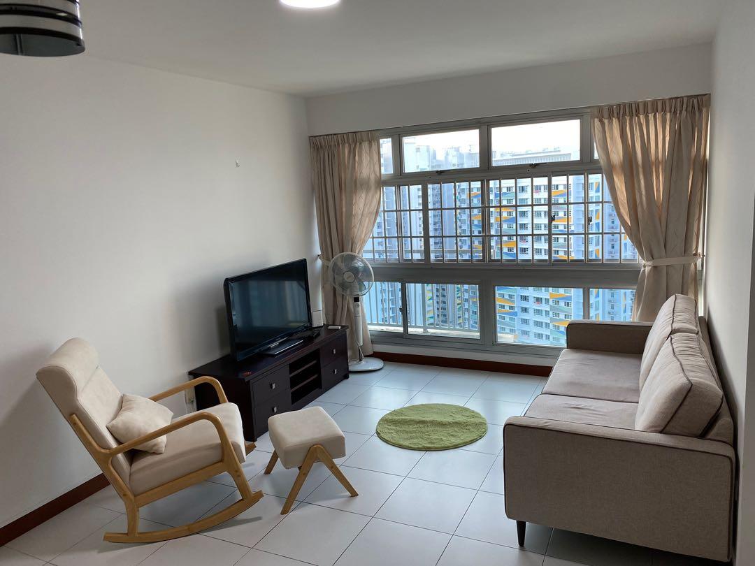 4 room HDB walking distance to Fernvale LRT and Seletar Mall, Property ...