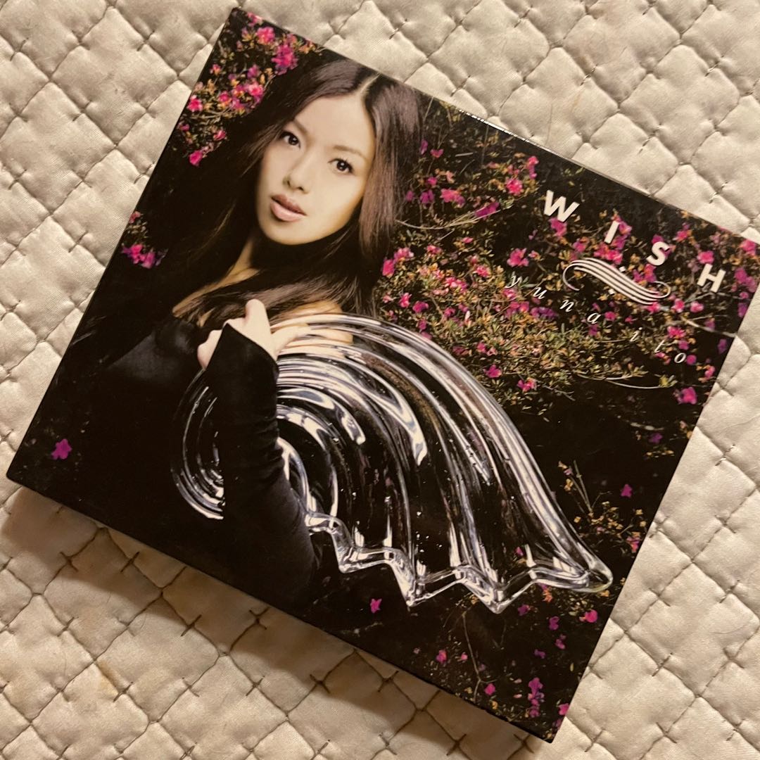 伊藤由奈 WISH cd+dvd日本版初版, 興趣及遊戲, 音樂、樂器 & 配件, 音樂與媒體 - CD 及 DVD - Carousell