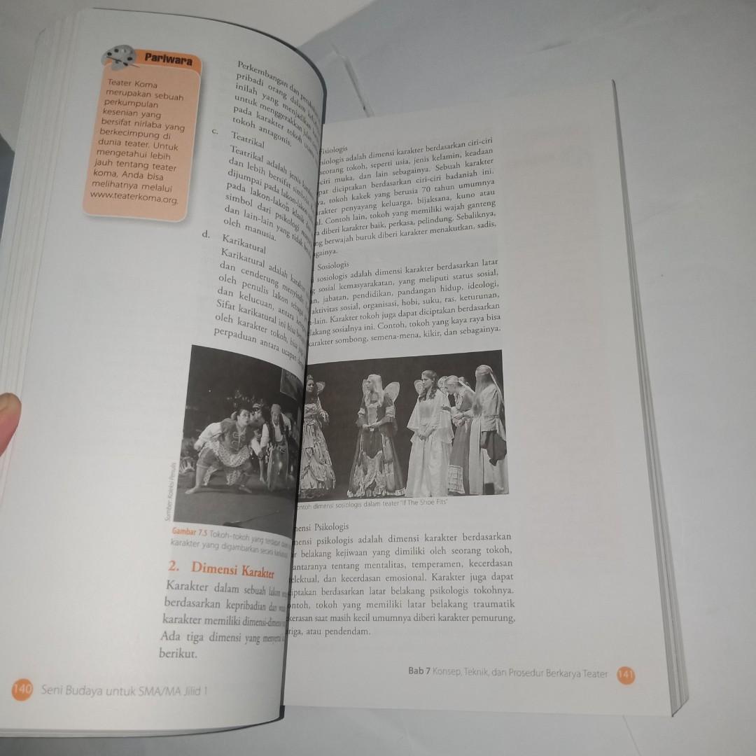 Buku Pelajaran Seni Budaya Jilid 1 untuk SMA/MA Kelas X | Kelas 10 (Sugiyanto, S.Pd., M.Pd. dkk ...