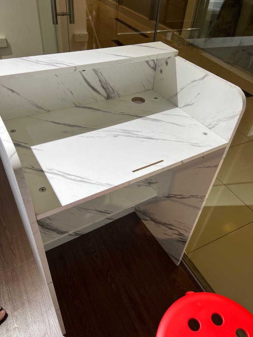 Cashier top, Furniture & Home Living, Furniture, Tables & Sets on Carousell