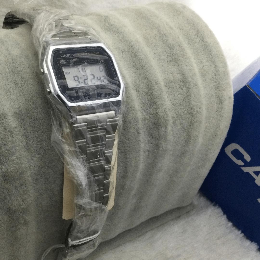 CASIO Retro-sporty Classic Digital Watch for Men or Women A158WA-1DF ...