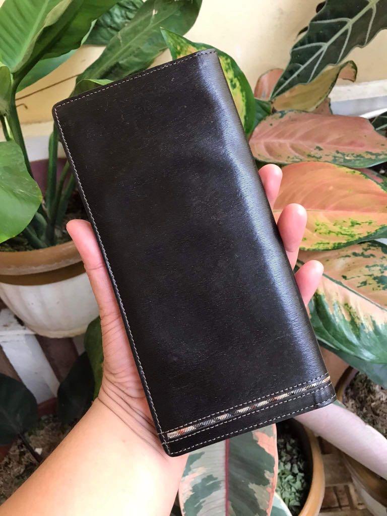 DAKS bifold saffiano leather long wallet, Men's Fashion, Watches ...