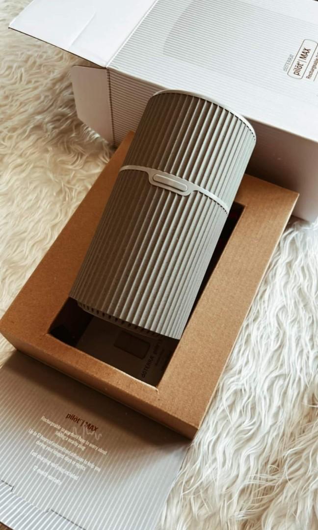doTERRA Pilot Max Diffuser Set, Furniture & Home Living, Home Fragrance ...