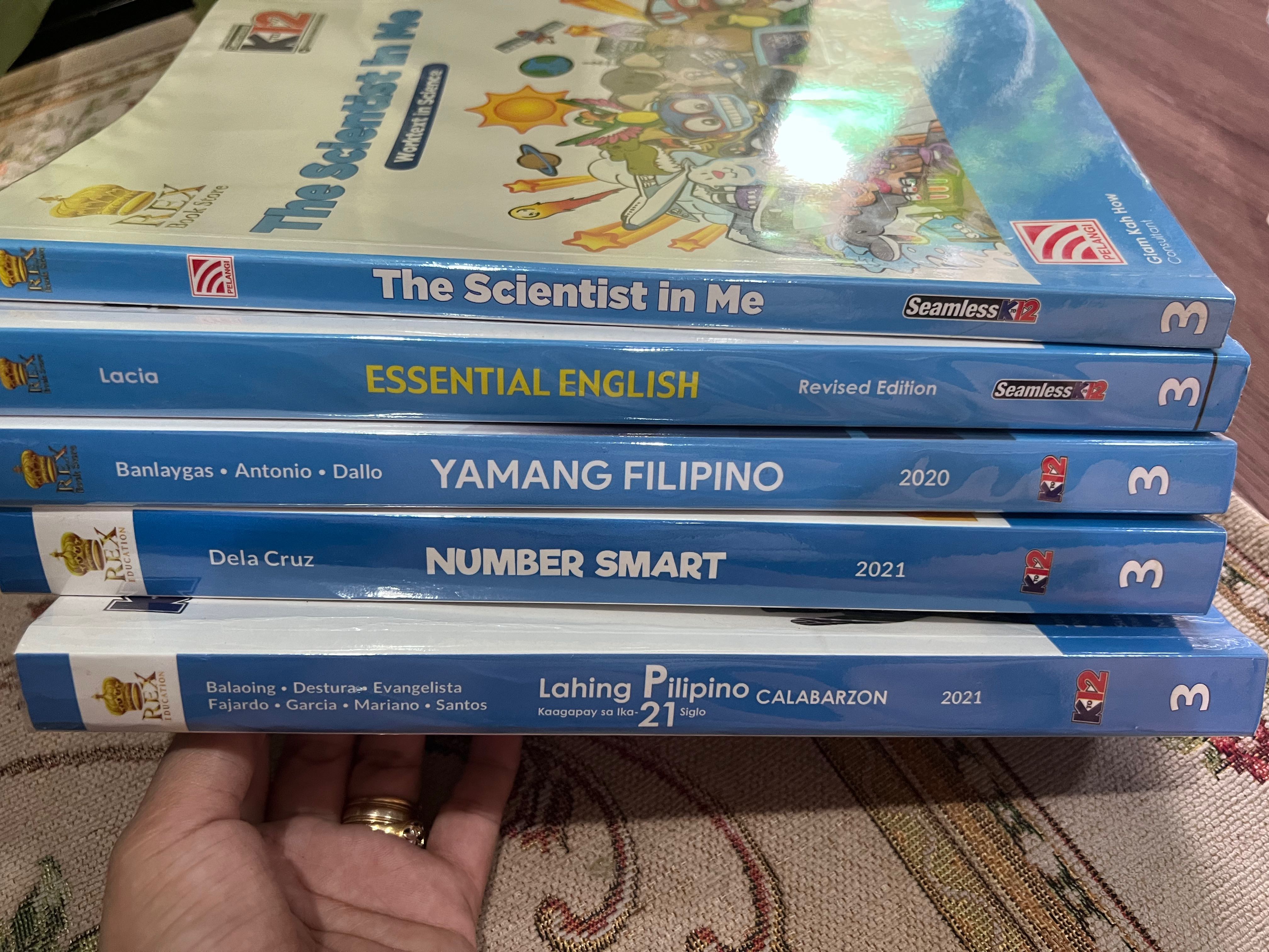 Grade3 books, Hobbies & Toys, Books & Magazines, Textbooks on Carousell