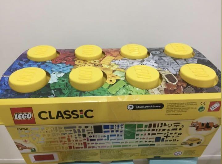 LEGO Classic Medium Creative Brick Box 10696 Original New yellow ...