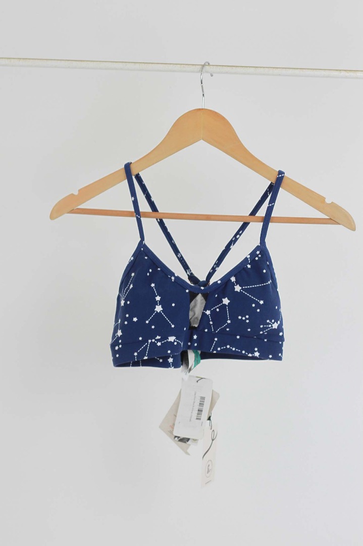 Liquido Ella Eco Bra III Alma, Women's Fashion, Activewear on Carousell