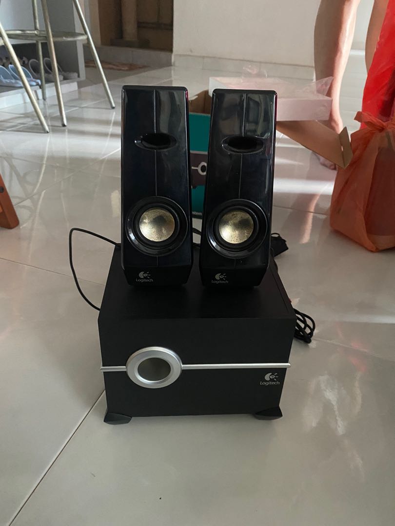 Logitech Speaker System Z103, Hobbies & Toys, Music & Media, Music ...