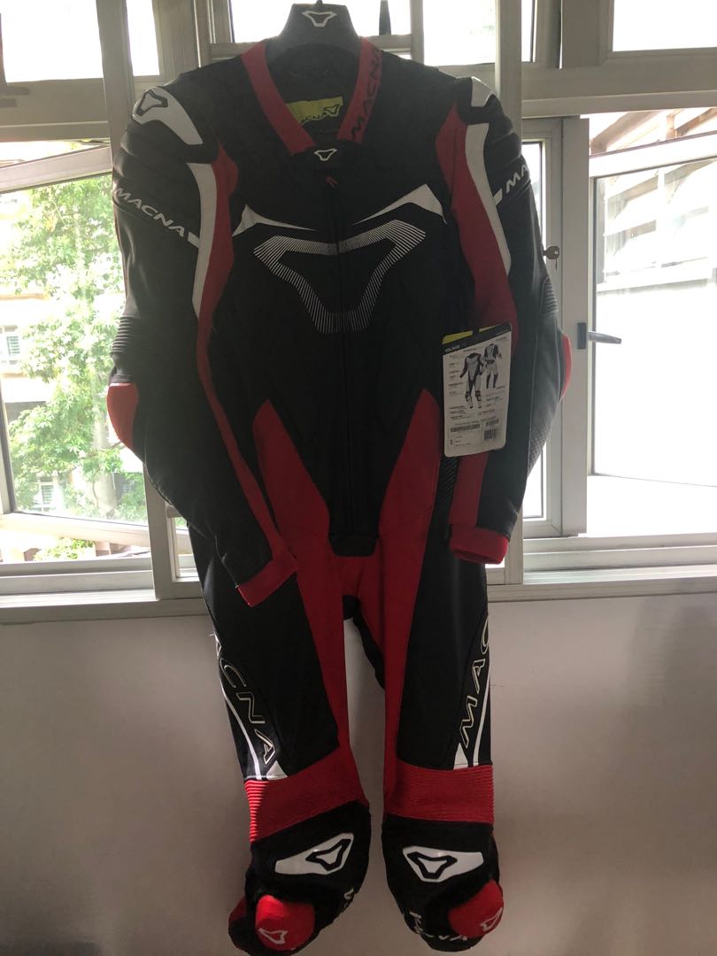 Macna Voltage Racing Suit, Motorcycles, Motorcycle Accessories on Carousell