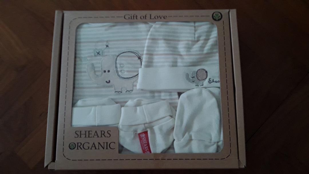 Newborn baby confinement gift hamper, Food & Drinks, Gift Baskets ...