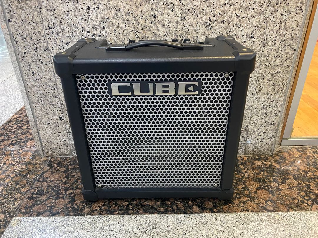 Roland Cube-40GX Guitar Amplifier, Hobbies & Toys, Music & Media, Music ...